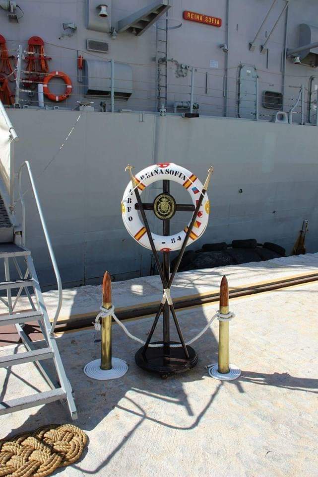 Un «Kisby» para dar la bienvenida a bordo | Foro Naval